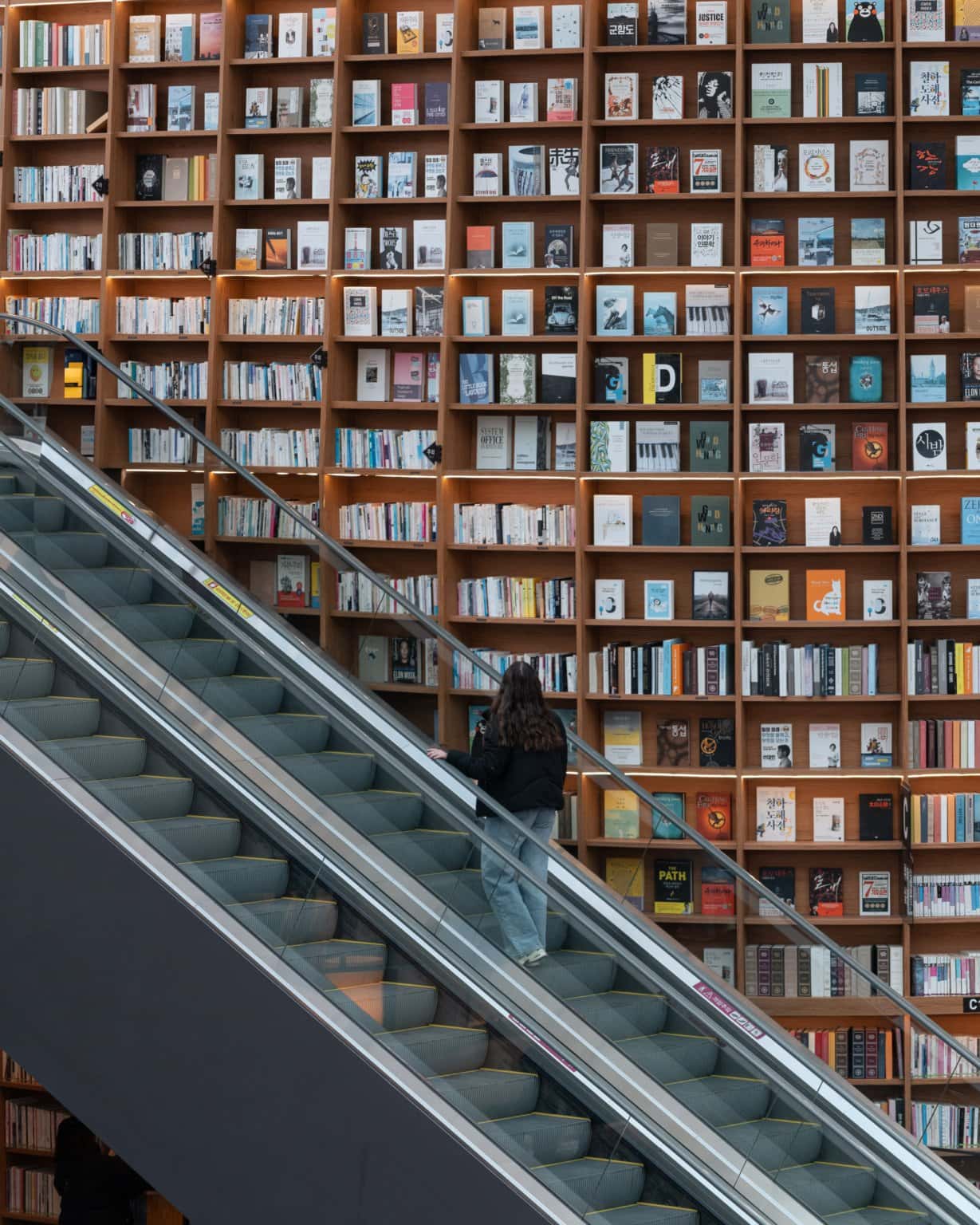 Starfield Library – The most spectacular library in the world - Destary