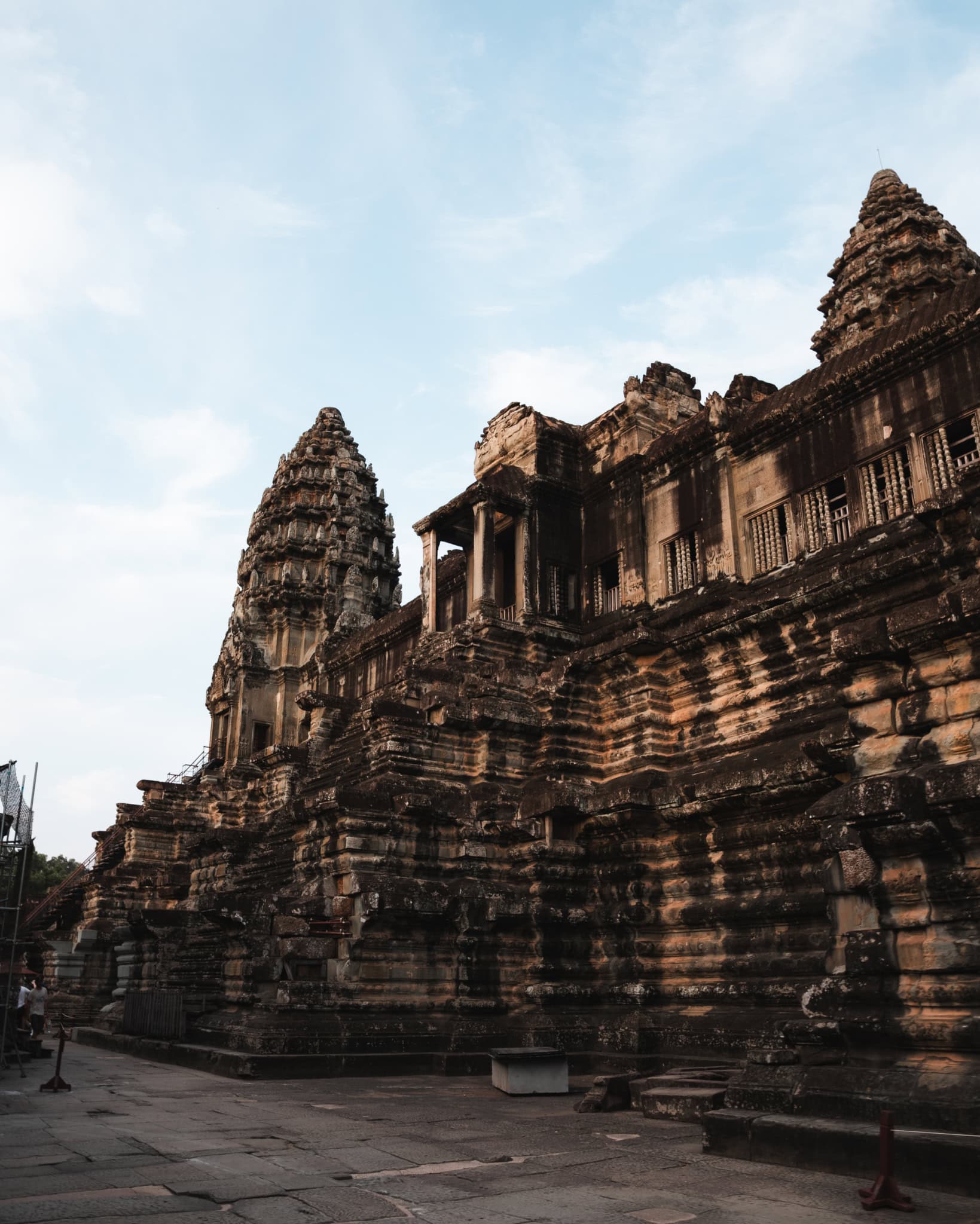 Angkor Wat: The heart of a forgotten empire - Destary