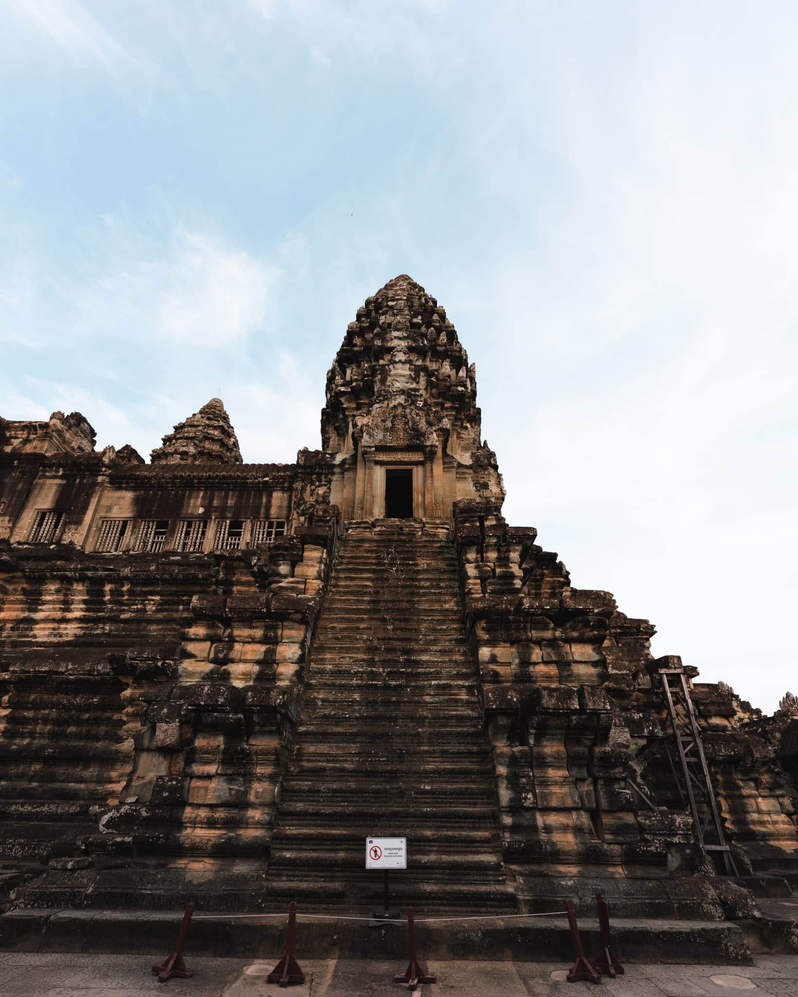 Angkor Wat: The heart of a forgotten empire - Destary